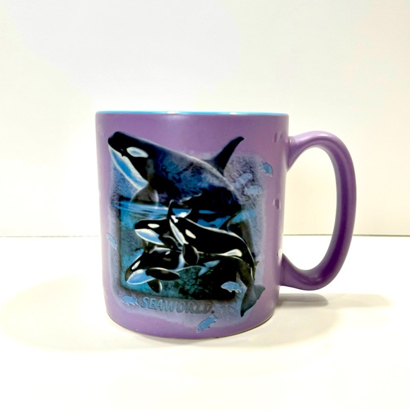Seaworld | Dining | Sea World 3d Orca Killer Whale Purple Embossed ...